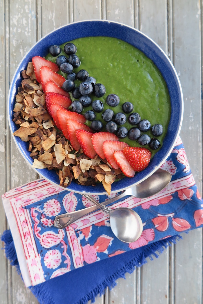 green_smoothie_portrait